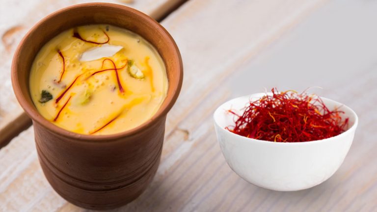 Saffron Milk Benefits: શિયાળામાં રોજ કેસરવાળુ દૂધ પીવાથી શરીરને મળશે 5 ...