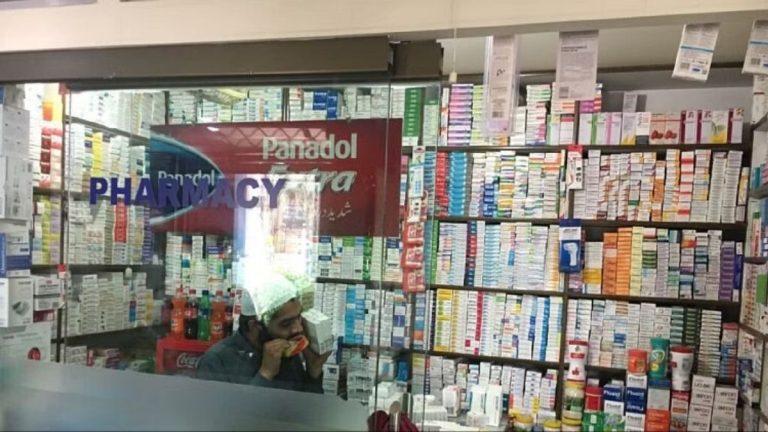 Pakistan Medical Crisis: હવે પાકિસ્તાનમાં સારવાર મેળવવી મુશ્કેલ બની ...