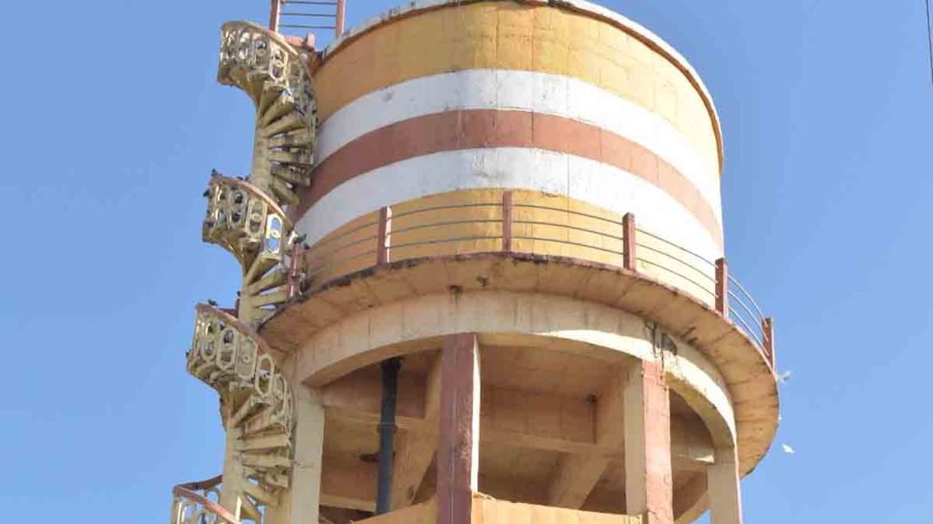 ગાંધીનગરનું સમૃદ્ધ ગામ લોદરા, ખમણ માટે જાણીતું ગામ સ્વચ્છતા અને ...