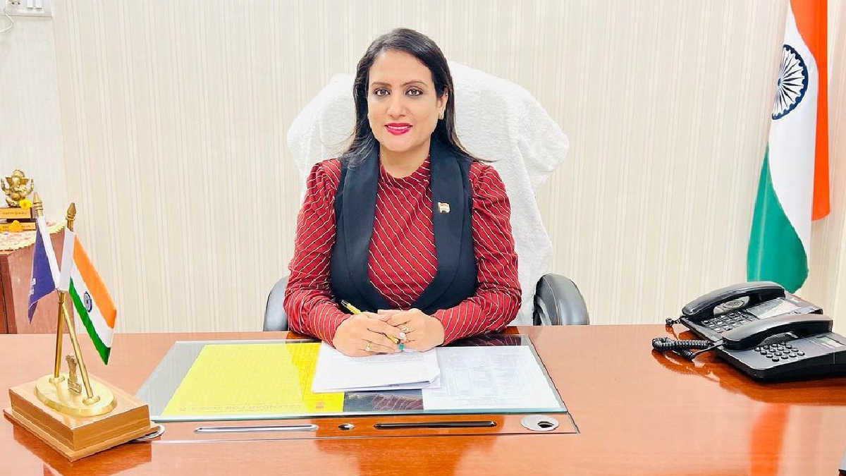 IAS Sonal Goel: આ યુવતીએ મેગેઝીન વાંચીને IAS બનવાનું નક્કી કર્યું ...