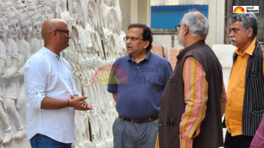 નવી સંસદમાં દરેક ભારતીયોને ગર્વ કરાવે એવું 'સમુદ્રમંથન'નું વિશાળકાય ...