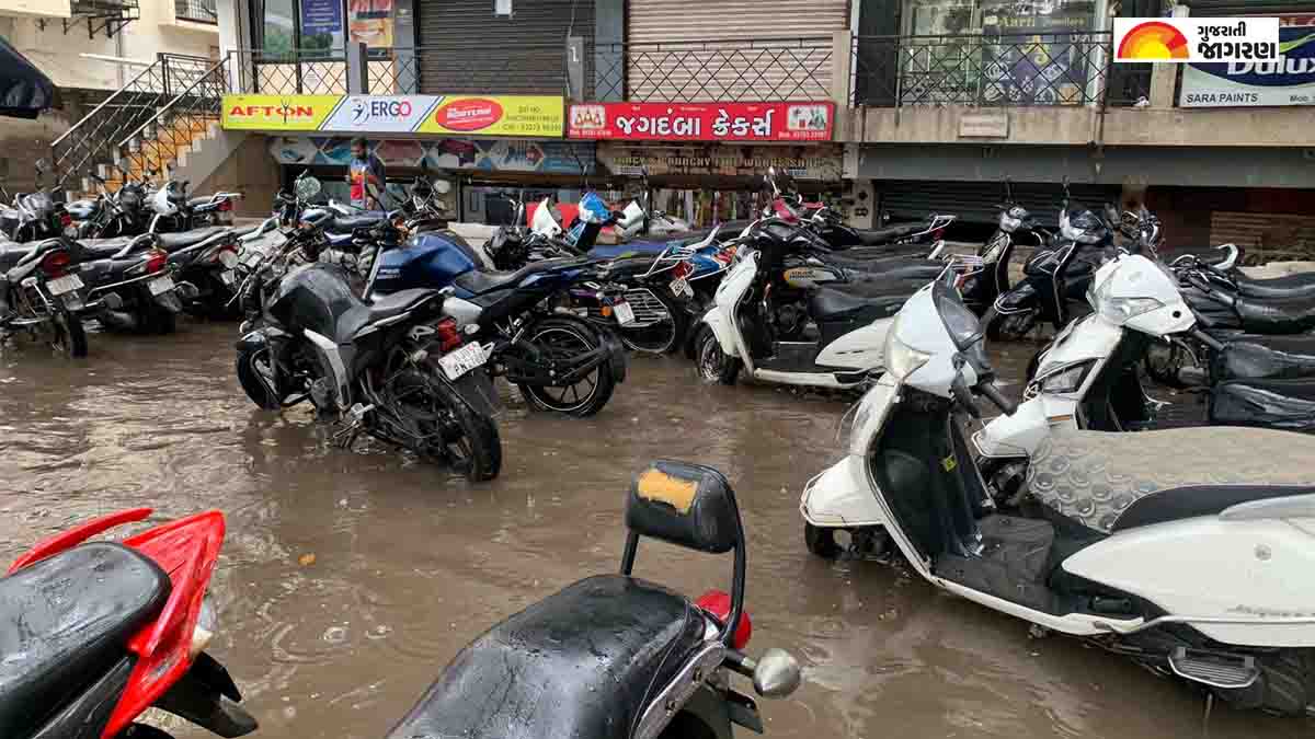 Gujarat Monsoon 2023 કાલે સુરત નવસારી ગીર સોમનાથમાં અતિભારે વરસાદની