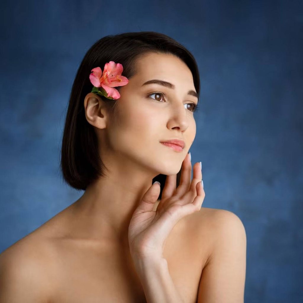 Monsoon Skincare: ચોમાસામાં ચહેરા પર લગાવો આ 3 વસ્તુઓ, ચહેરાની ...