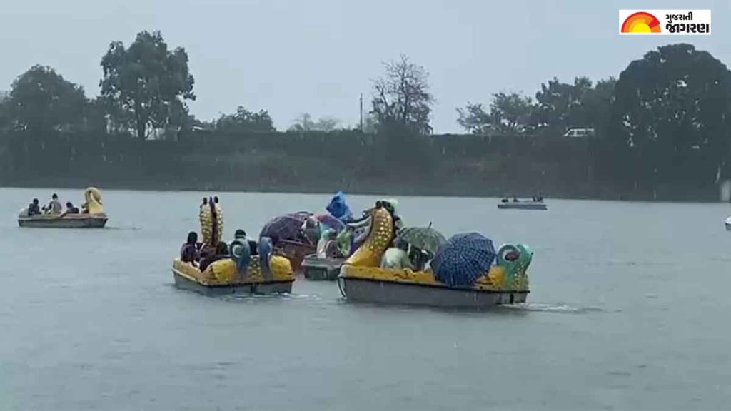 Surat News: ડાંગમાં ગીરાધોધ વહેતો થતા આહ્લાદક નજરો, સાપુતારામાં ...