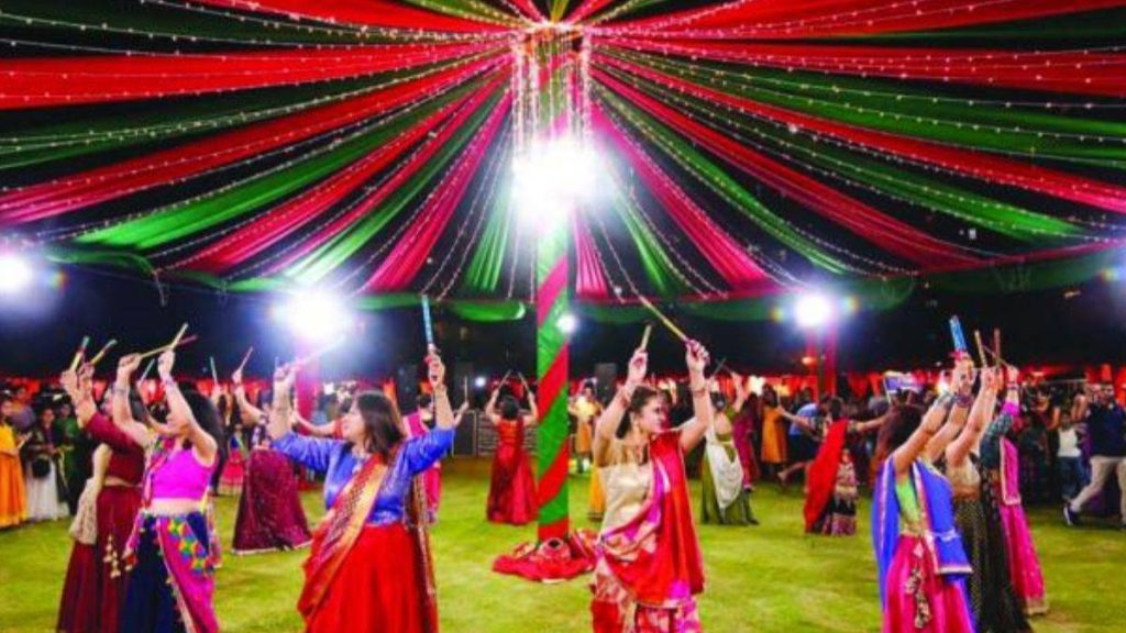 Navratri Places In Gujarat: ગરબા તો અહીં જ રમાય! આ છે ગુજરાતની બેસ્ટ ...
