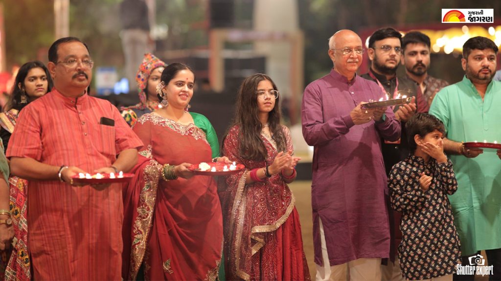 Heritage Garba Ahmedabad: કર્મ ગ્રુપ દ્વારા આયોજીત હેરિટેજ ગરબામાં ...