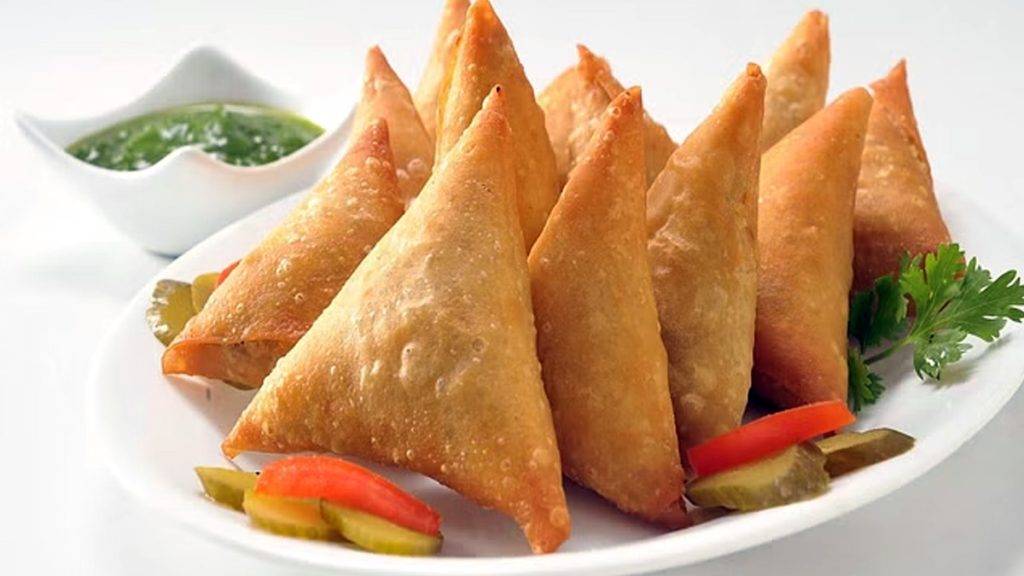 Farali Samosa Recipe: નવરાત્રીનો ઉપવાસ છે? તો આ સરળ રેસિપીથી બનાવો ...