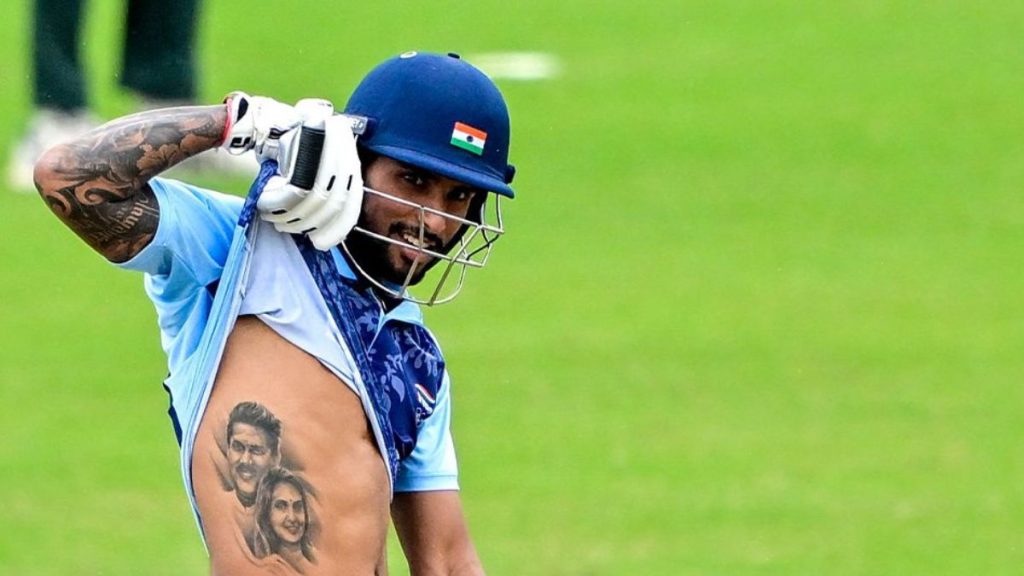 Tilak Varma Celebration Video: 'આ ઇનિંગ્સ મમ્મી માટે, તેઓ હંમેશા…'; તિલકે ફિફટી ફટકાર્યા બાદ ...