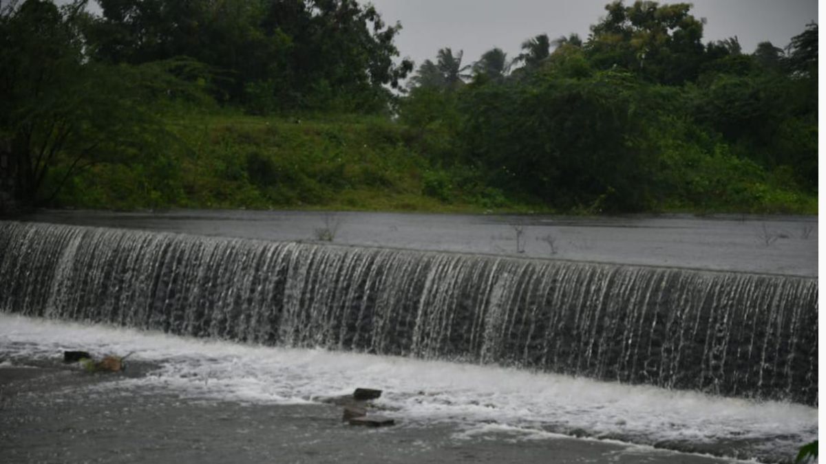 Cyclone Michaung Live Tracking: તમિલનાડુ તરફ ઝડપથી આગળ વધી રહ્યું છે ...