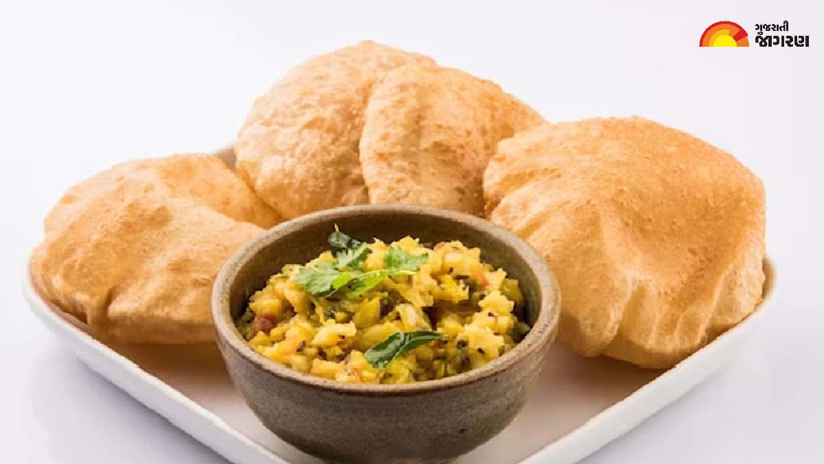 Moong Dal Puri Recipe: મહેમાનો માટે કંઈક ખાસ બનાવવા માંગો છો? તો ટ્રાય ...
