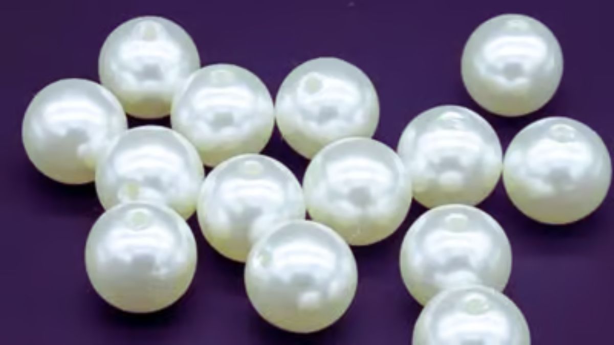 Moti Ratna Benefits: આ રાશિઓ માટે ખૂબ ભાગ્યશાળી છે મોતી રત્ન, જીવન ...