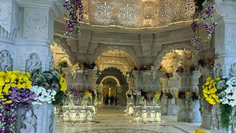 Ram Mandir Inside Video: અંદરથી કેવું દેખાય છે ભવ્ય શ્રી રામ મંદિર ...
