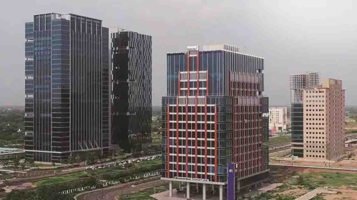 GIFT City: ગિફ્ટ સિટી અને ક્યુએસએ વૈશ્વિક શિક્ષણ અને ઇનોવેશને આગળ વધારવા હાથ મિલાવ્યાં- GIFT ...