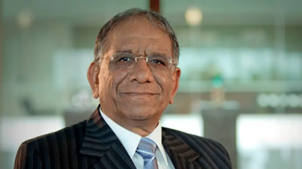 રાજકીય વ્યક્તિ નથી ગોવિંદ ધોળકિયા, અમિત શાહે ફોન કરીને કહ્યું- 'સેવા ...