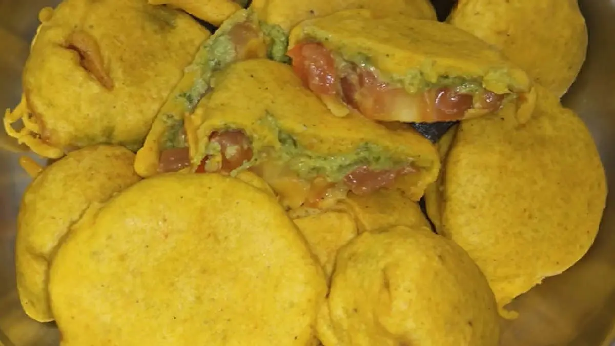 Tameta Bhajiya Recipe સુરતના ડુમસ પર મળતા ટામેટાંના ભજીયા બનાવો ઘરે ...