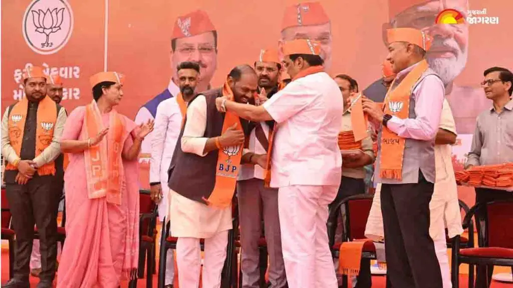 ભાજપમાં ભરતીમેળોઃ નારણ રાઠવા, સંગ્રામ રાઠવા અને ધર્મેન્દ્ર પટેલ ભાજપમાં ...