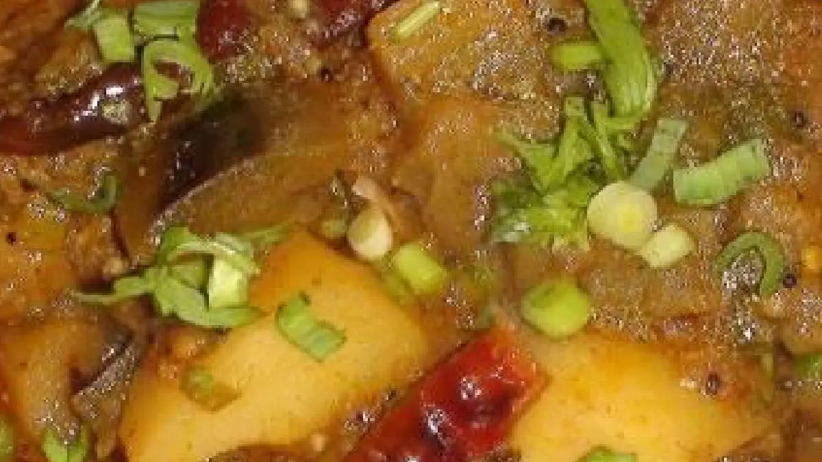 Ringan Bateta Nu Shaak Recipe: રીંગણ બટાકાનું શાક ખાઈને મજા પડી જશે ...