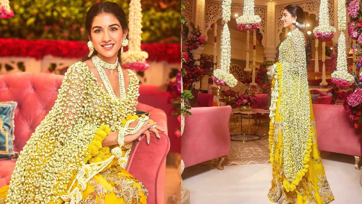 Radhika Merchant Haldi Pics: રાધિકા મર્ચન્ટે હીરા-મોતીથી નહીં ફૂલોથી ...