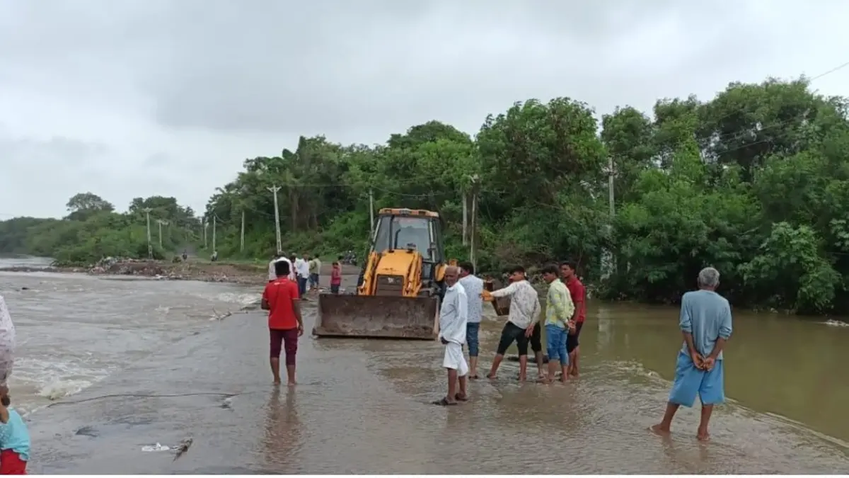 Jamnagar Rain News: જામનગર જિલ્લામાં છેલ્લા 24 કલાકમાં 3 તાલુકામાં ...