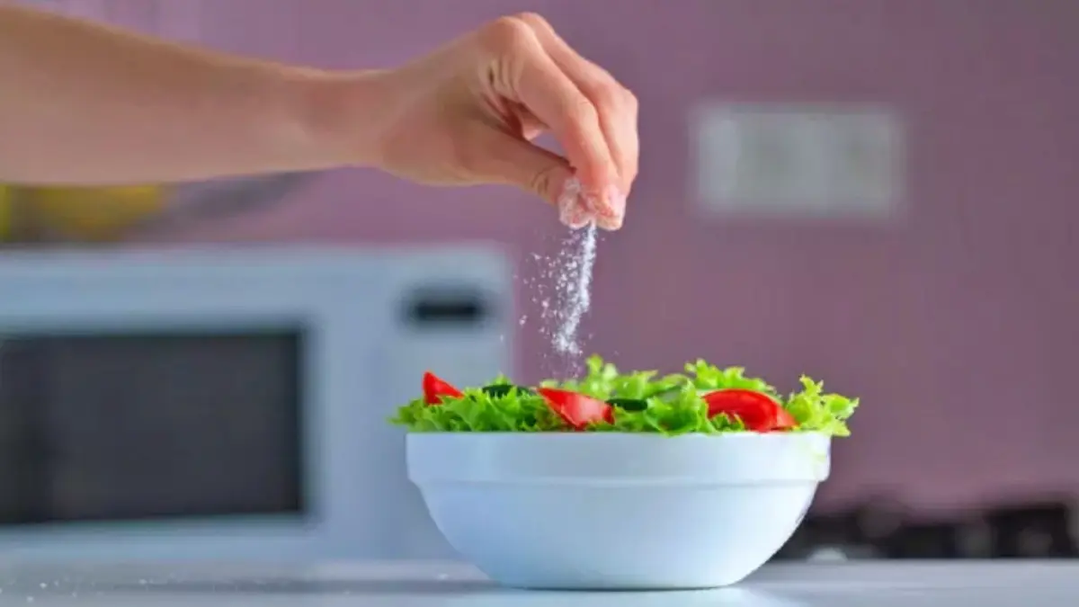 Low Sodium Problems: શરીરમાં સોડિયમની ઉણપને કારણે કઈ સમસ્યાઓ થઈ શકે છે ...