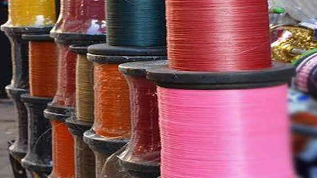 Ahmedabad: અમદાવાદના ઘોડાસરમાં બાઈક પર જતા શખ્સનું ચાઈનિઝ દોરીથી ગળું ...