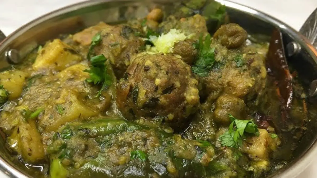 Surti Undhiyu: શિયાળાની વાનગી એટલે ચટાકેદાર સુરતી ઊંધિયું, નોંધી લો ...