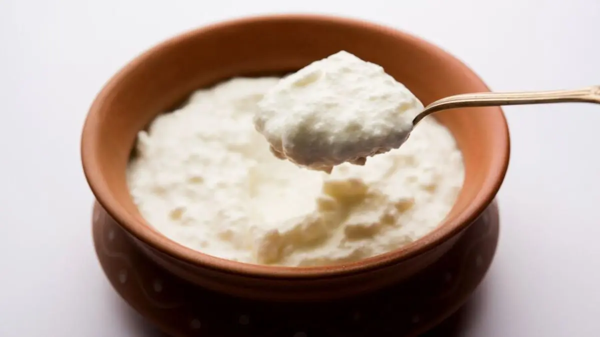 Curd at Night Benefits: રાત્રે દહીંનું સેવન કરવું જોઈએ કે નહિ ? - is it ...