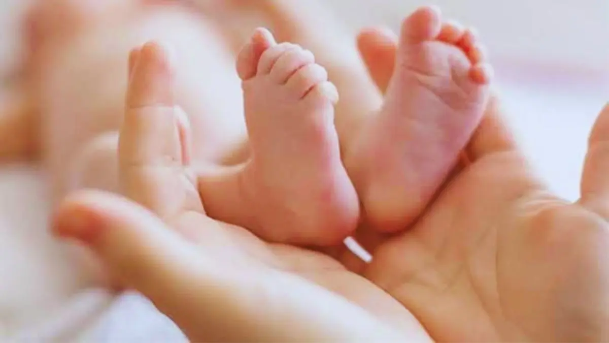 UP News: 50 વર્ષની મહિલાએ 14માં બાળકને જન્મ આપ્યો, દરેક સંતાનની ઉંમર વચ્ચે 1 વર્ષથી પણ ઓછો તફાવત ...