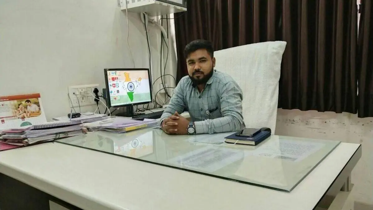 Ankit Vaniya: 'કુણઘેર ગામે માતા મંદિર બહાર રમકડા વેચતા, પિતા LICમાં ...