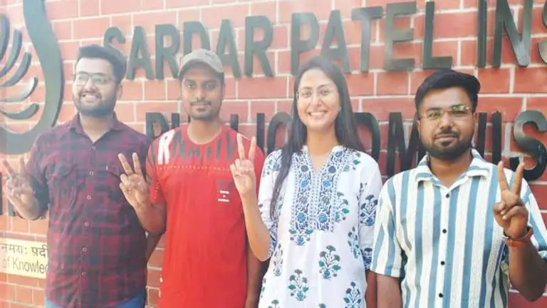 UPSC CSE Result 2025: UPSC ફાઈનલમાં ગુજરાતના 26 ઉમેદવારો સફળ, વડોદરાની ...