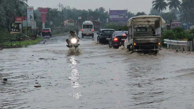 Jamnagar Rain: સવારે 6થી 10 વાગ્યા સુધી જામનગરના 5 તાલુકામાં મેધમહેર ...