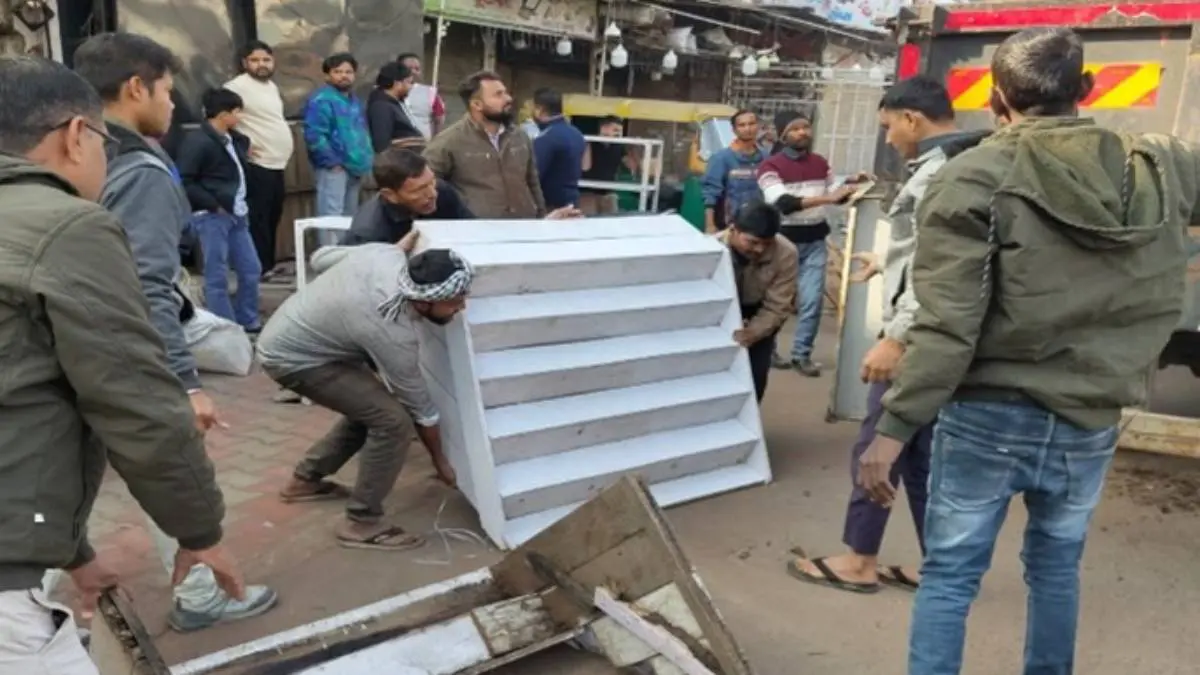 Ahmedabad: AMCના એસ્ટેટ વિભાગનો ગેરકાયદે દબાણો સામે શહેરભરમાં સપાટો, 2 ...