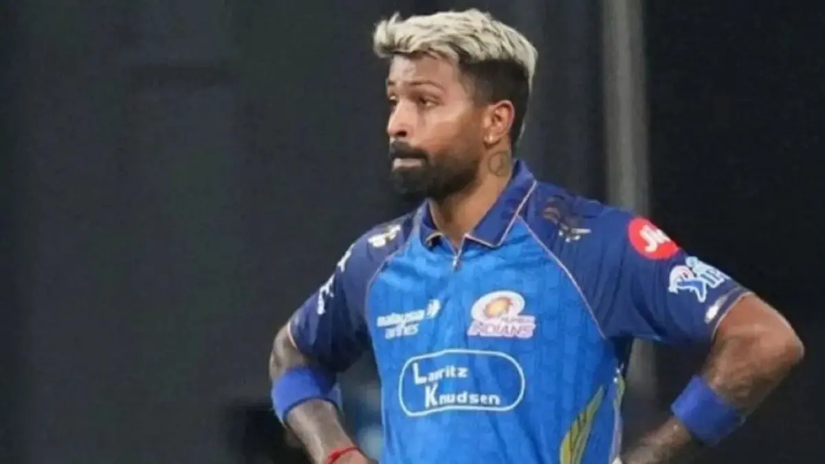 Hardik Pandya: | Hardik Pandya Likely to Miss RCB Clash, Big Setback ...